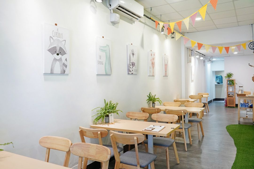 FOMO Brunch｜台中審計新村早午餐新選擇！連東泉辣椒醬都能變成飲料？巴薩米克醋搭冰淇淋也超驚豔！(已歇業) - 柚香魚子醬的蹦蹦跳跳